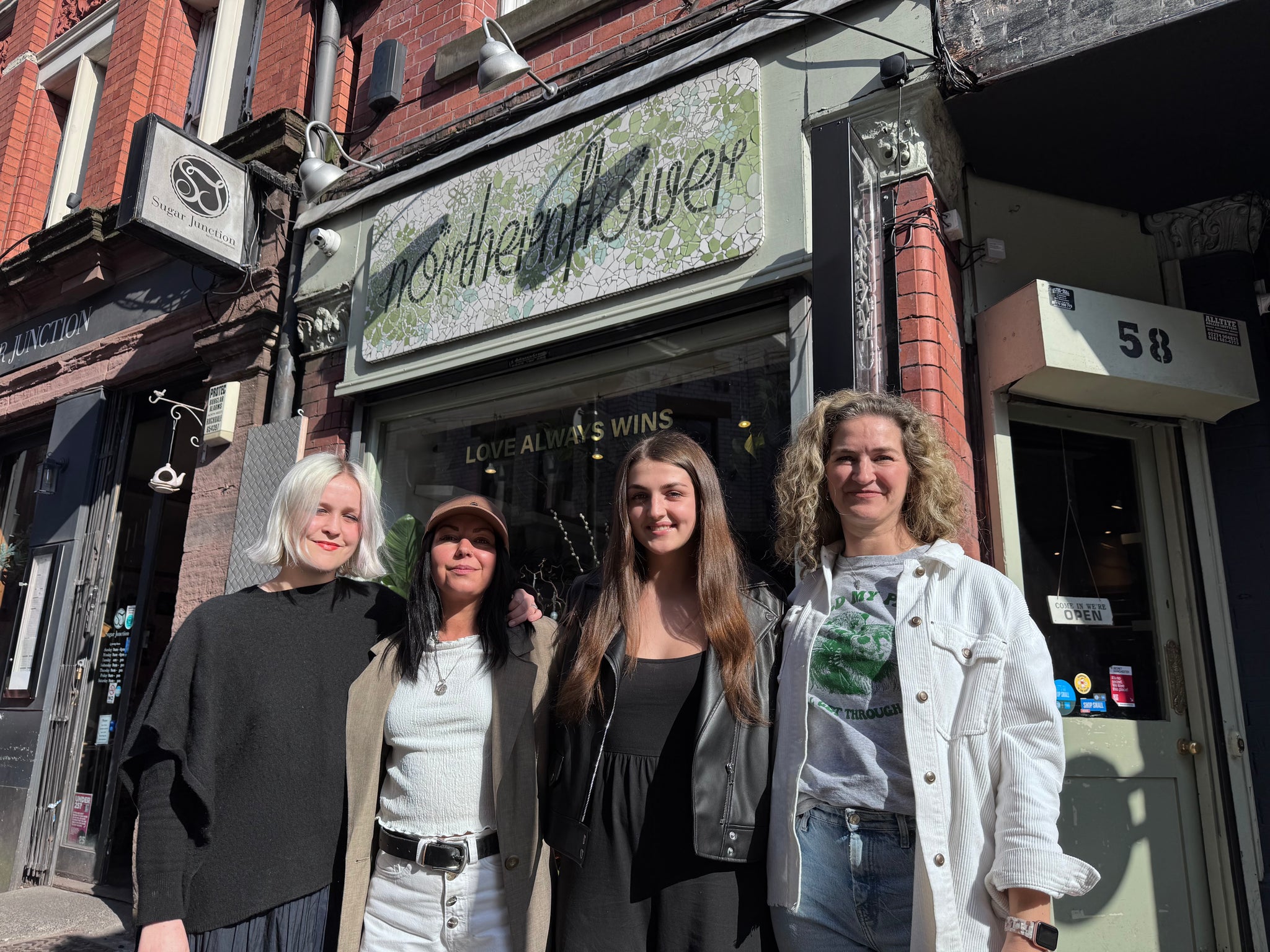 Specialist Flower Delivery Service | Boutique Florist in Manchester ...